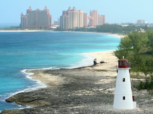 The Ultimate Travel Guide To The Bahamas - Travel Done Simple